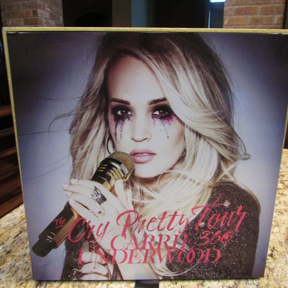 CALIA by Carrie Underwood | Bedding | Carrie Underwood Cry Pretty Tour ...